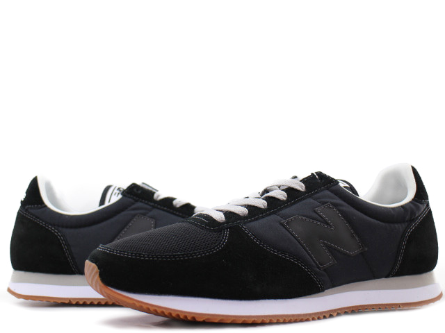 U220 EA - スニーカーショップSKIT